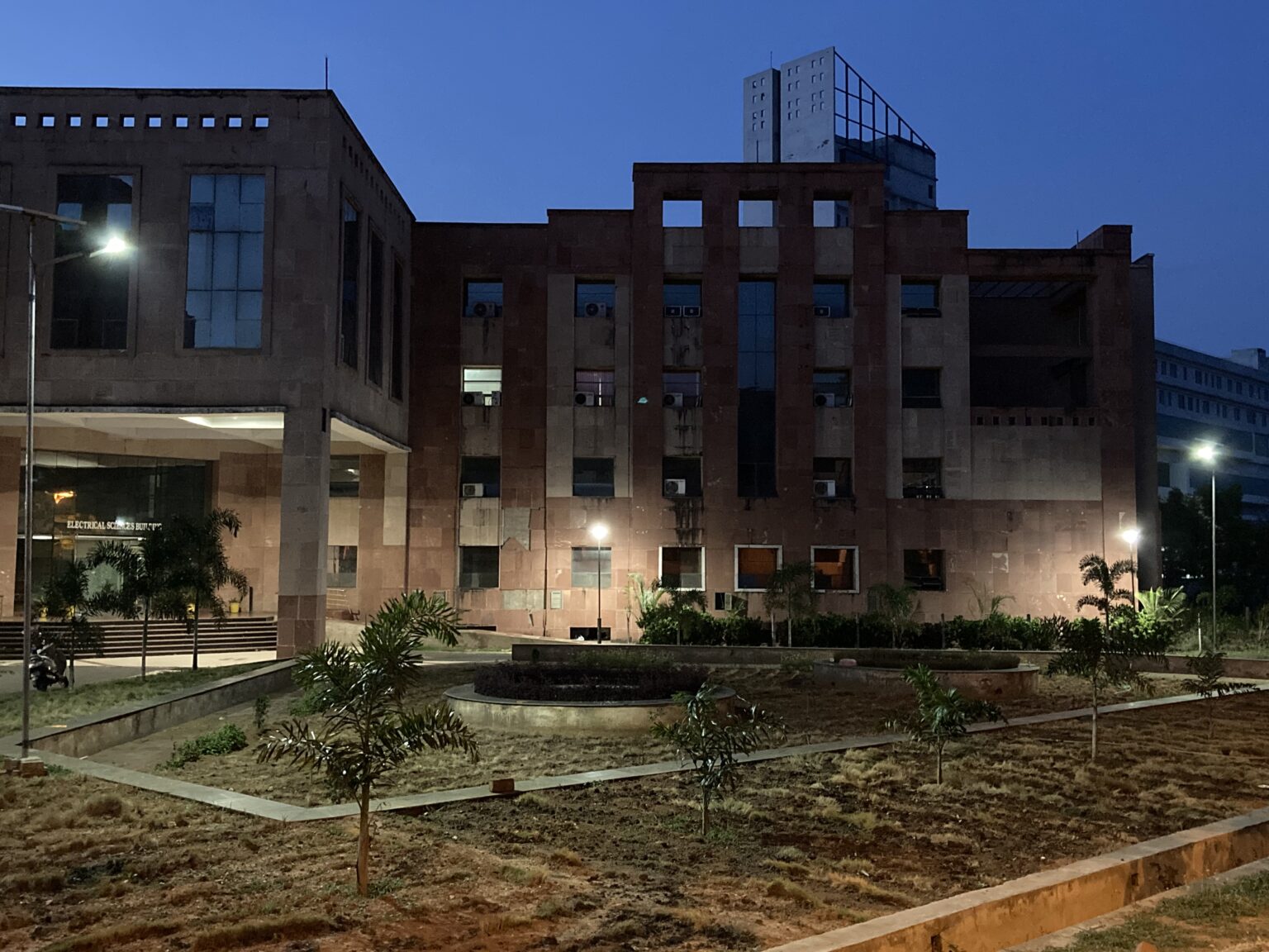 Greentech Energy | No. 1 Rooftop Home Solar Solution